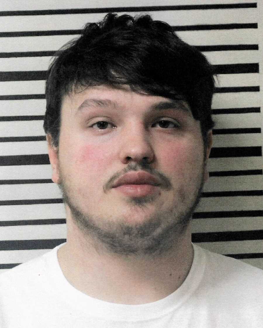 Toombs Jailer Arrested