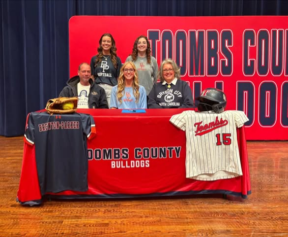 Roy & Powell Sign National Letters of Intent